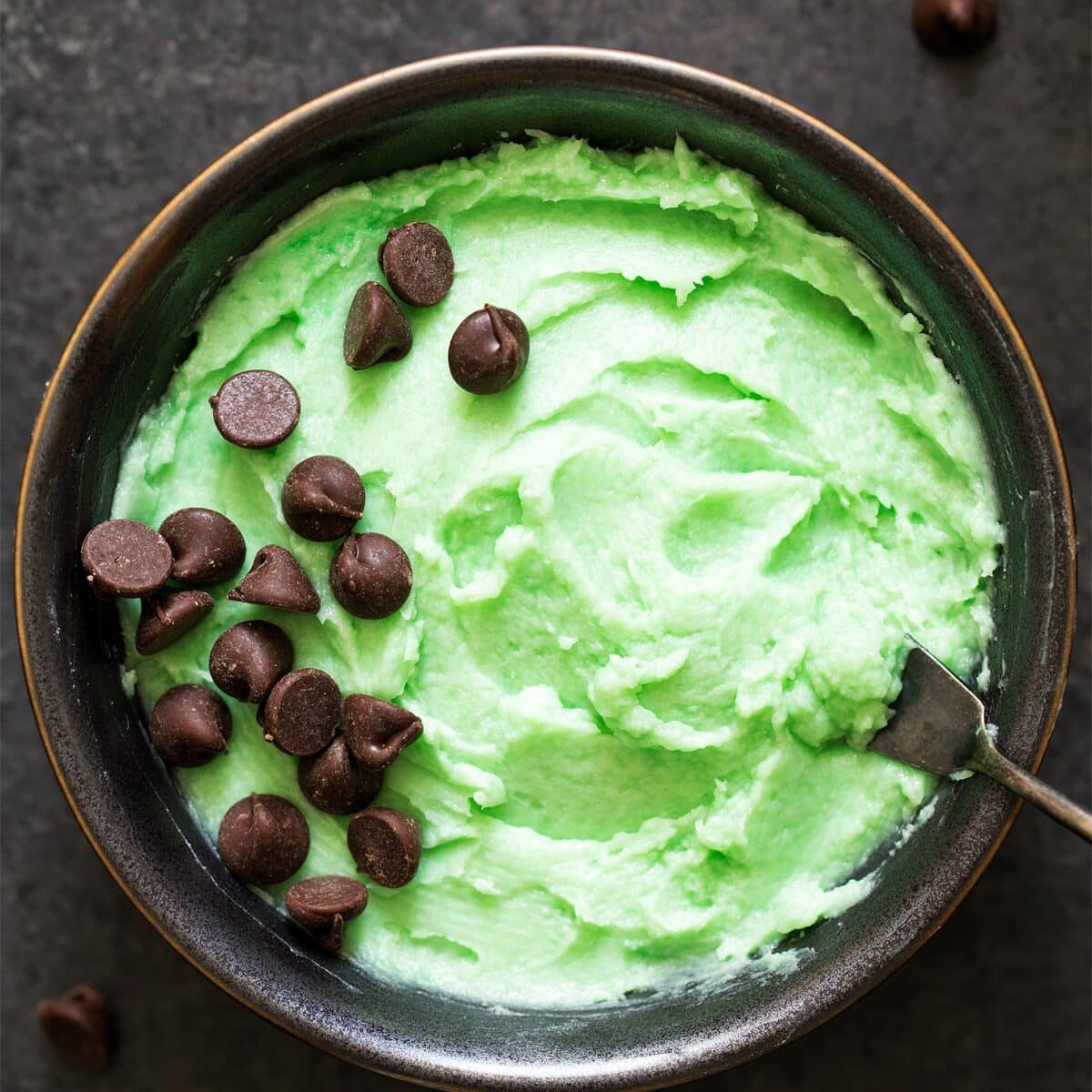 Mint Frosting - Homemade In The Kitchen