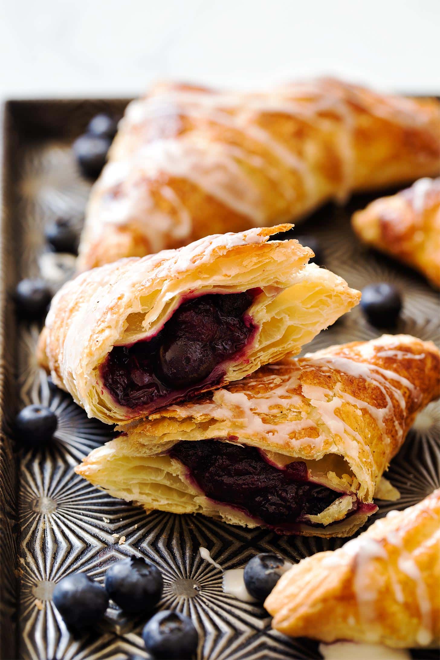 Blueberry Turnovers (With Puff Pastry) - Homemade In The Kitchen