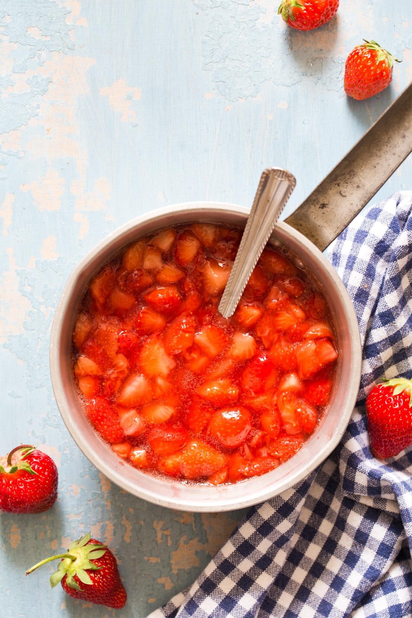 Strawberry Pie Filling - Homemade In The Kitchen