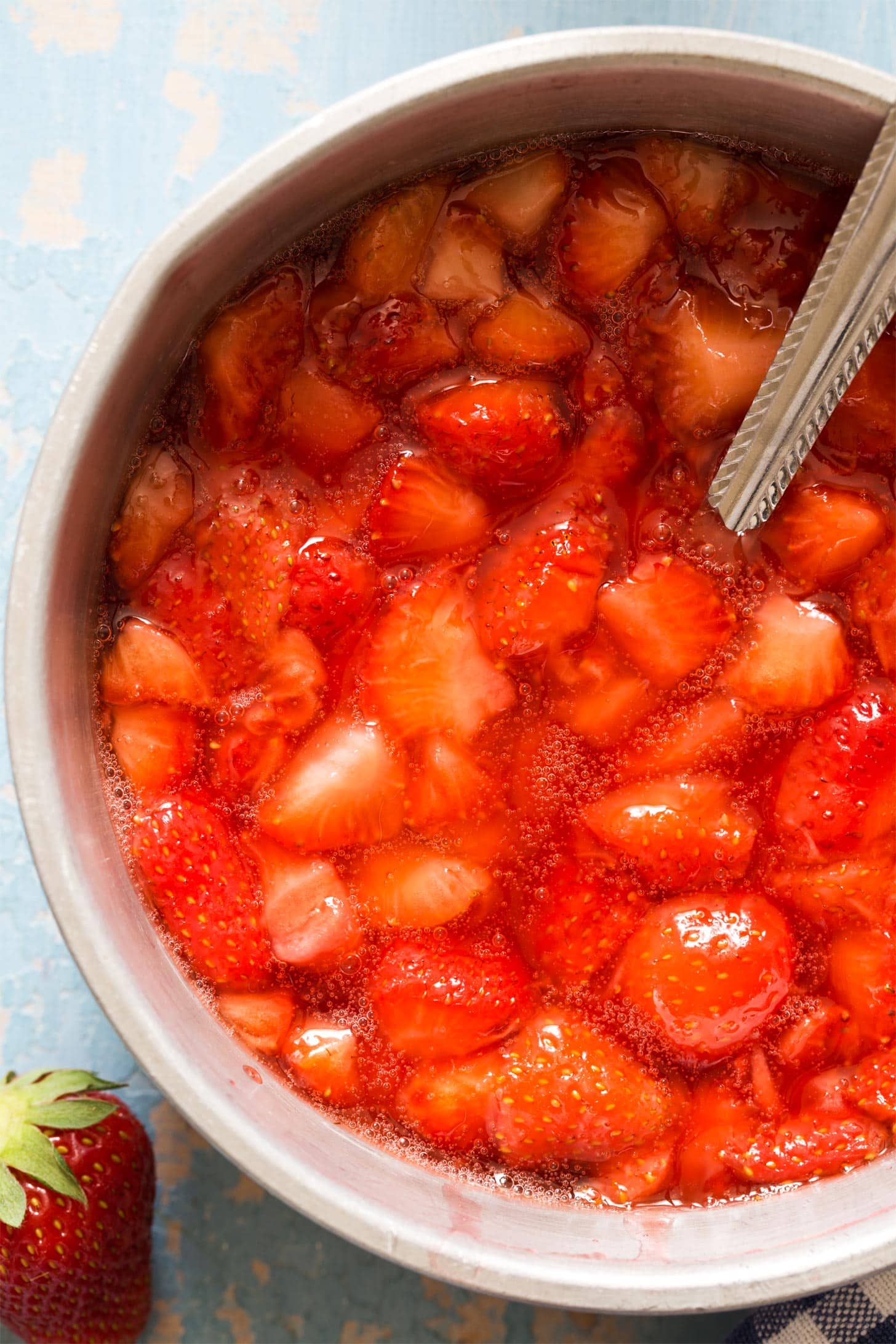 Strawberry Pie Filling - Homemade In The Kitchen