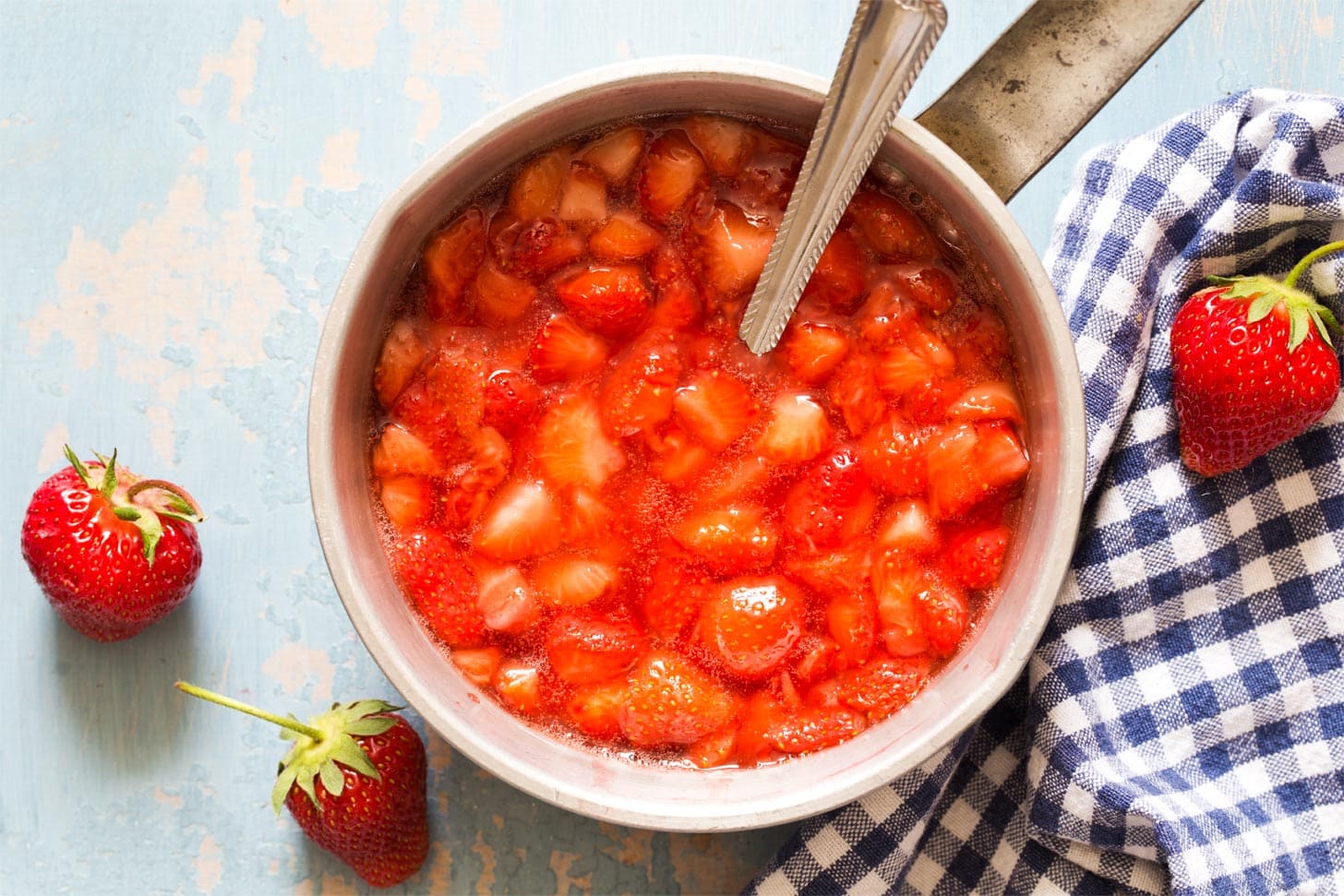 Strawberry Pie Filling - Homemade In The Kitchen