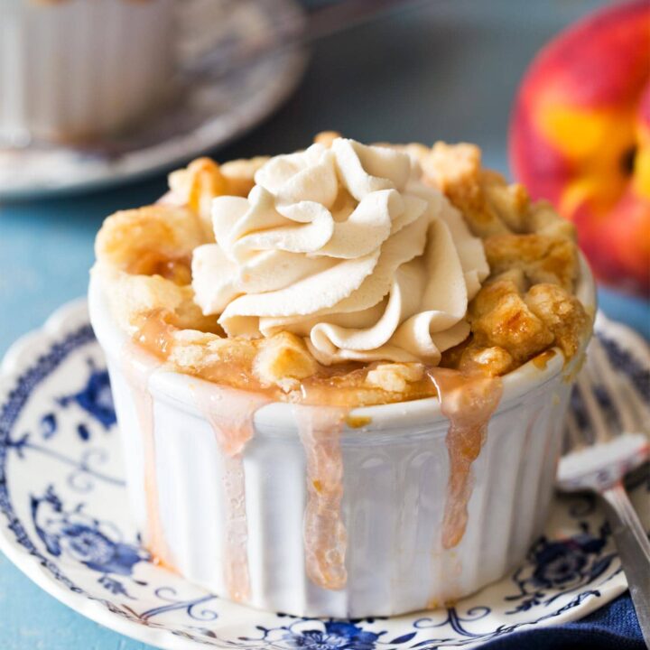 Mini Peach Pies - Homemade In The Kitchen